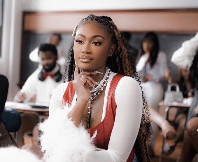 "Finally some good news": FIFTY FIFTY 's Barbie Dreams (feat. Kali) for ...