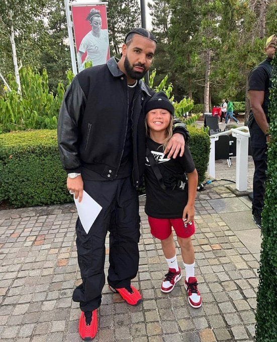 Nike NOCTA: Drake's Nike NOCTA Glide "Bright Crimson" and "White ...