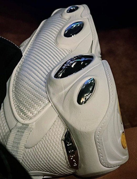 Nike NOCTA: Drake's Nike NOCTA Glide "Bright Crimson" and "White ...