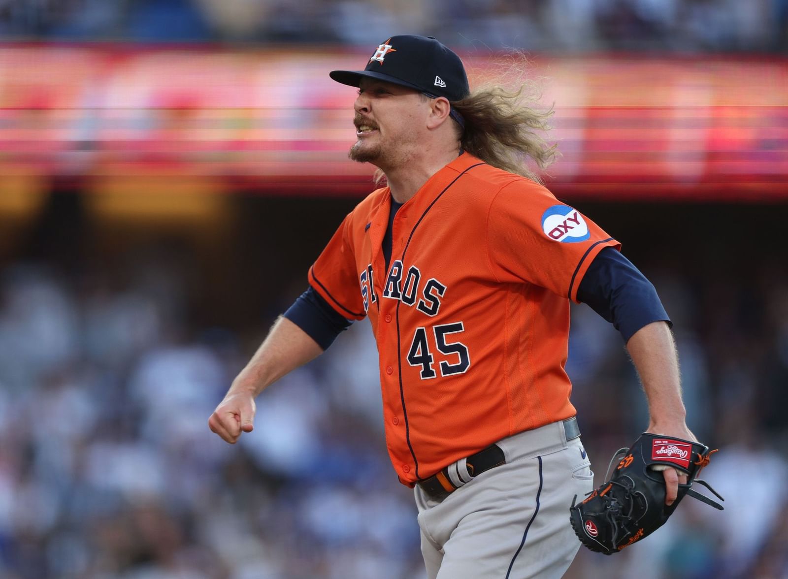 Astros Ryne Stanek upset after pitcher's first-ever MLB balk gives up ...