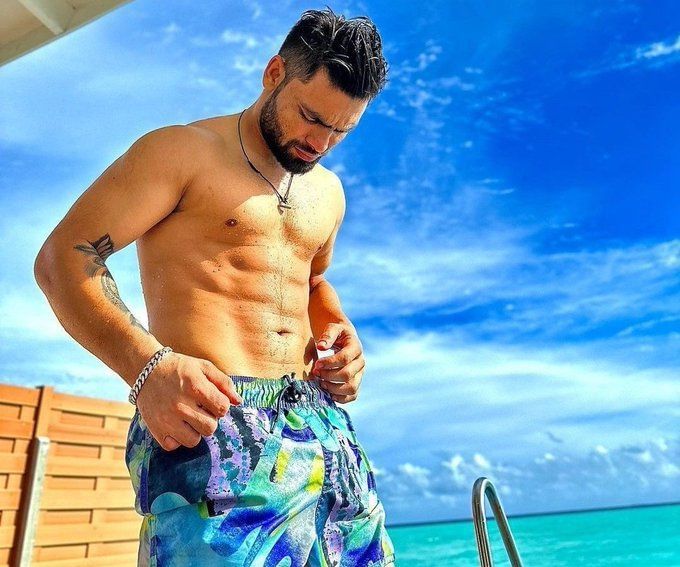 "Permanent Indian Chad face for me now" - Fans on Twitter draw ...