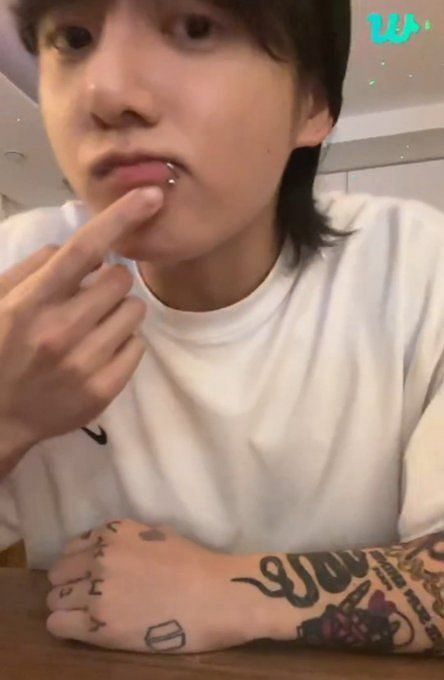 Im Sorry I Really Wanted To Get It” Bts Jungkook Reveals He Got New Lip Piercing On Recent