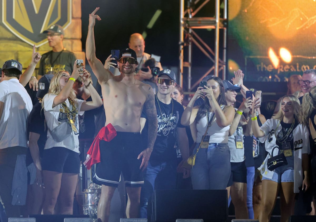 Vegas Golden Knights Trophy Parade: How many fans turned up at Toshiba ...
