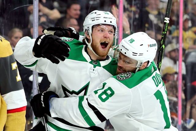 Stars fans react to Max Domi's puzzling 'Thank you Dallas' post on ...