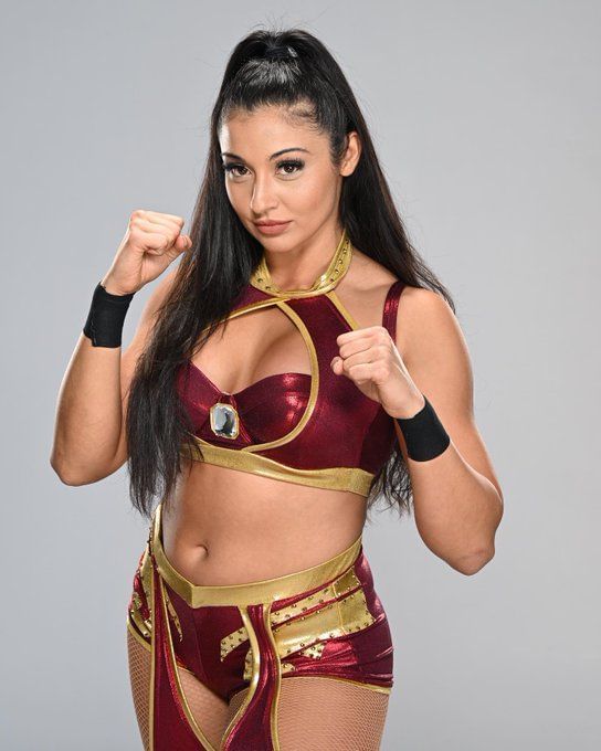 Arianna Grace: Injured WWE Superstar provides optimistic health update