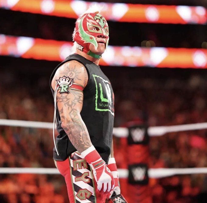 "It's over for Roman" - Fans react to Roman Reigns' upcoming title ...