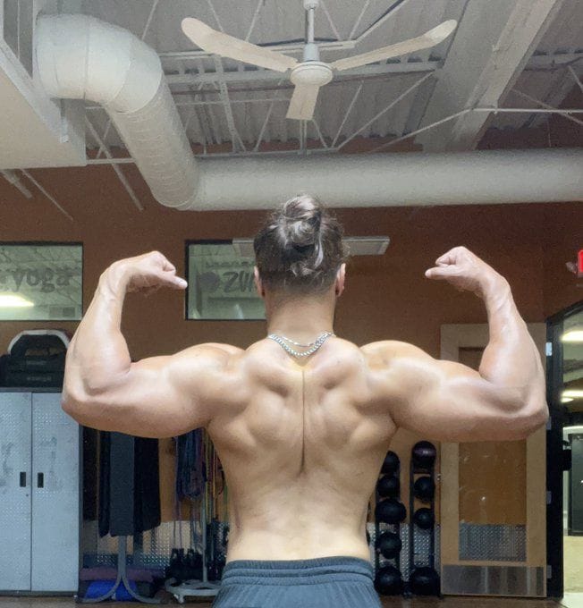 [Photo] Current WWE Superstar has gone through incredible body ...