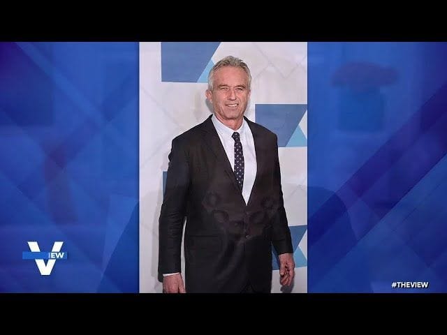 Aaron Rodgers blatantly endorses RFK Jr. x Joe Rogan collab that ...