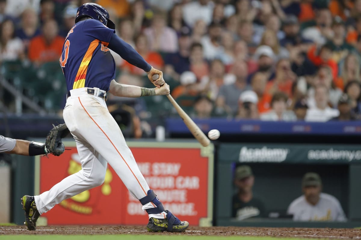 Houston Astros fans enthusiastic as Kyle Tucker reaches up and robs ...