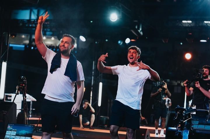 Valouzz's Profile, Net Worth, Age, Height, Relationships, FAQs