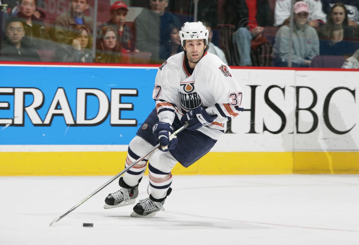 Mike Peca will join Peter Laviolette's coaching staff at New York Rangers