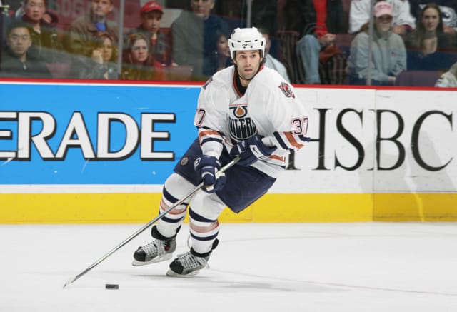 Mike Peca will join Peter Laviolette's coaching staff at New York Rangers