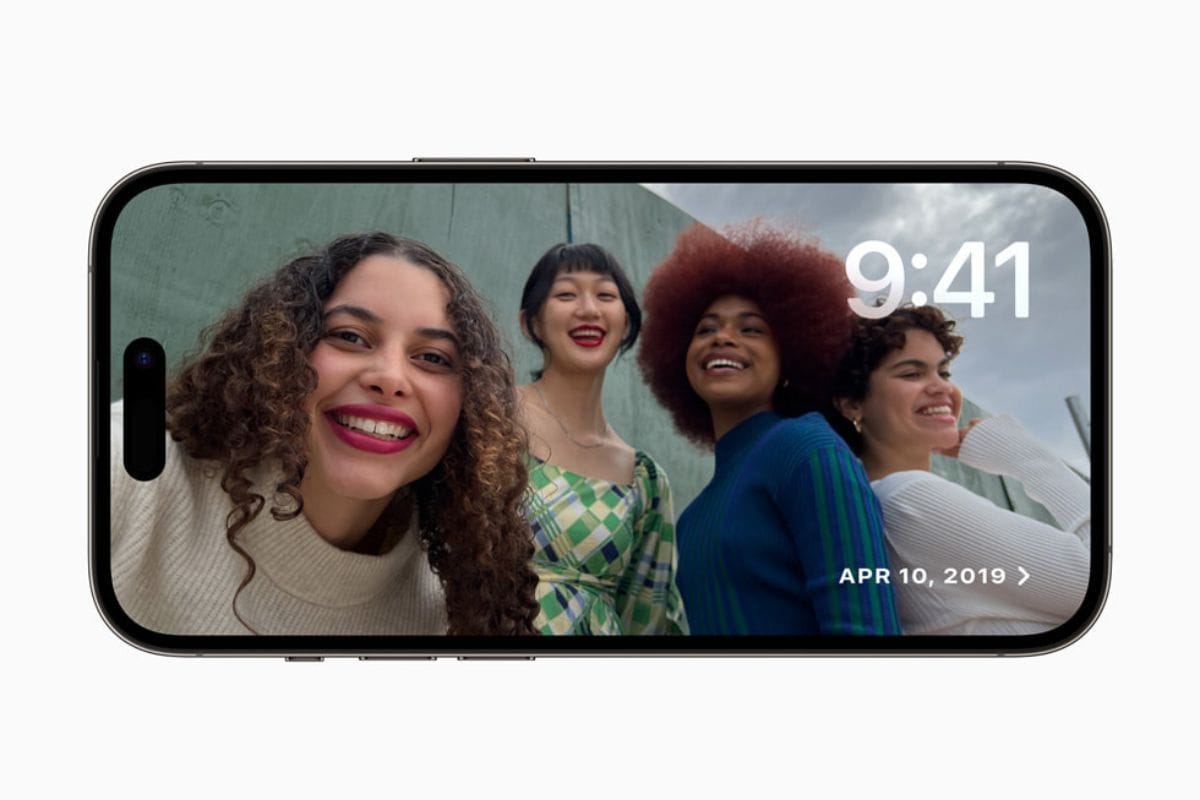 How to use StandBy on iPhone with iOS 17?