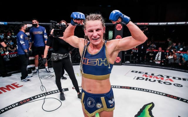 UFC fighter poops herself: UFC fighter poops herself: When Justine Kish ...
