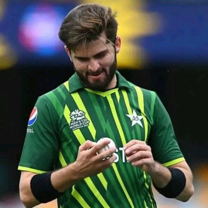 Throwback to the 5 most hilarious Tweets by Pakistani cricketers on # ...