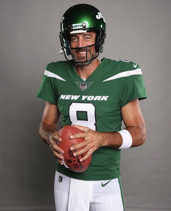 Did Aaron Rodgers lose weight? Jets QB's skinny fit leaves NFL fans ...