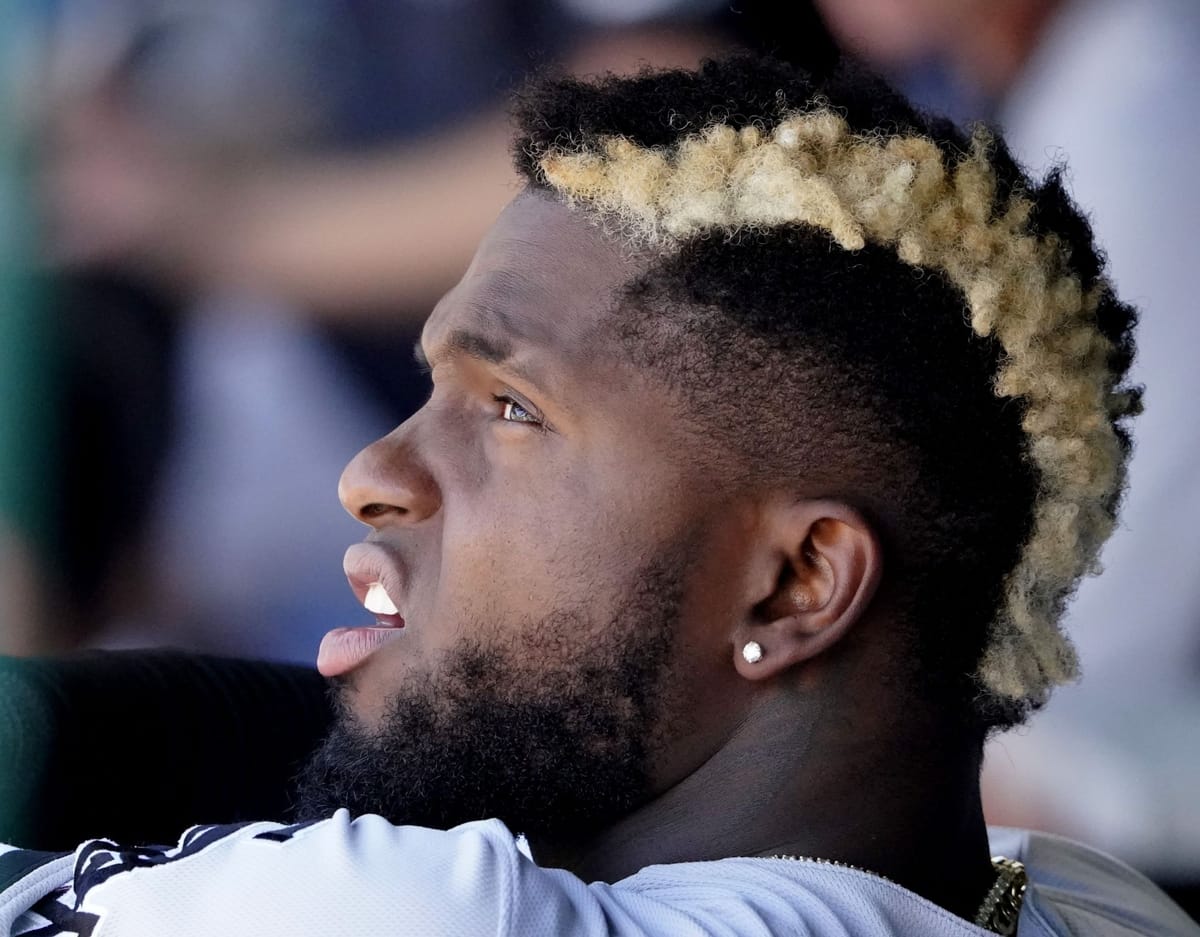 Luis Robert Contract: Breaking down White Sox outfielder's salary ...