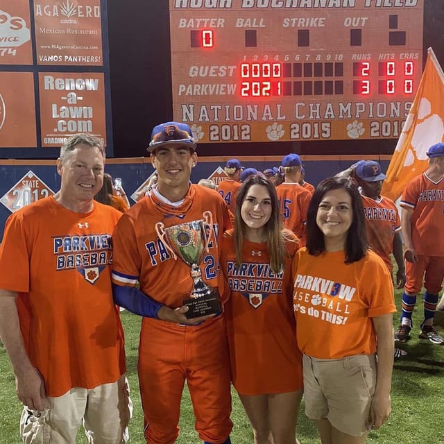 How tall is Colin Houck? | Colin Houck's Height and Weight Revealed
