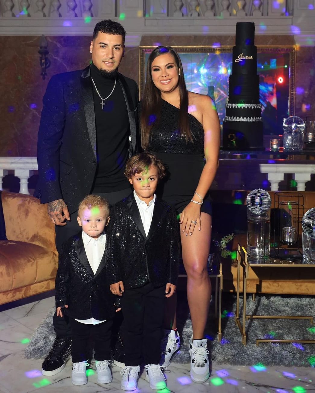 Javier Baez’s Wife: Meet Irmarie Baez, Her Net Worth, Relationship ...