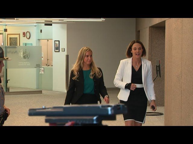 Who is TikTok's Dr. Roxy? Plastic surgeon loses medical license after ...