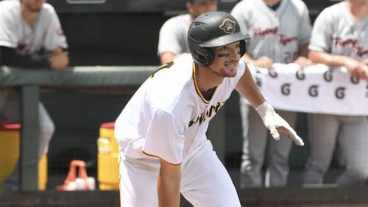Jacob Gonzalez: In Photos: Pirates' Jacob Gonzalez's fiancée ...