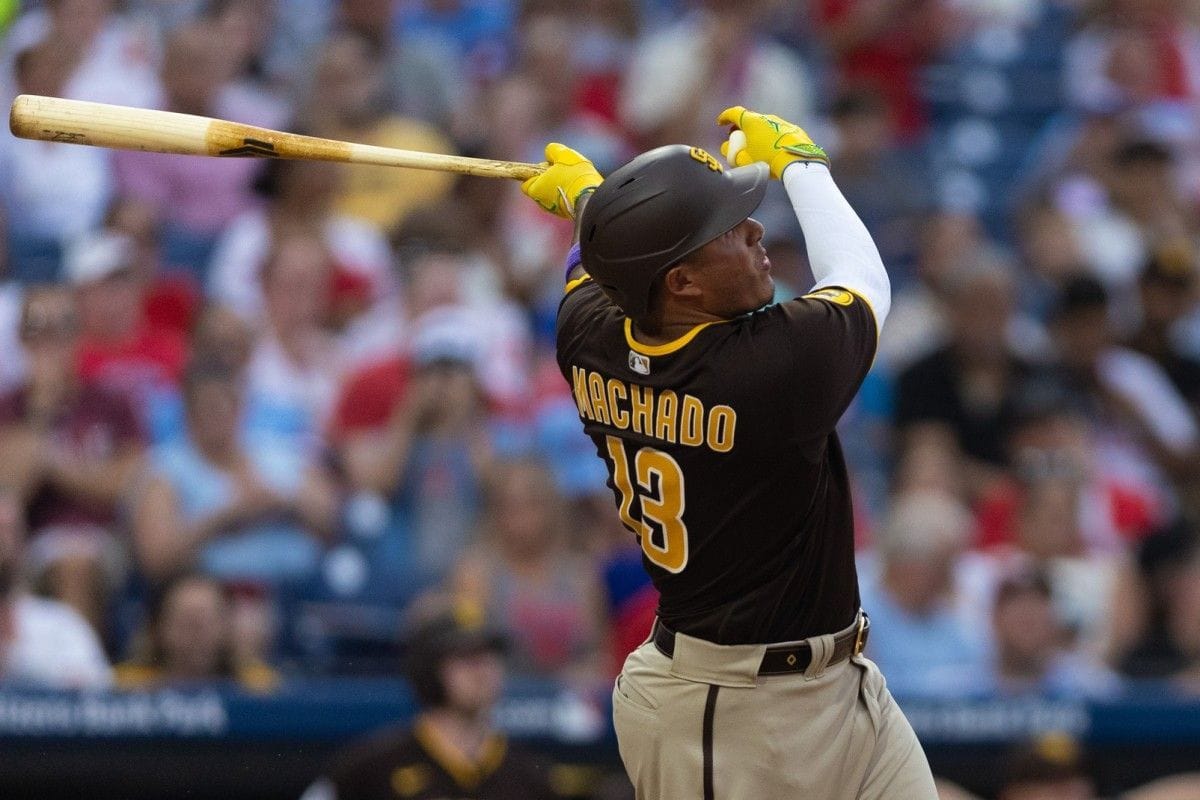 Manny Machado expresses gratitude after 300th career HR in Padres' loss ...