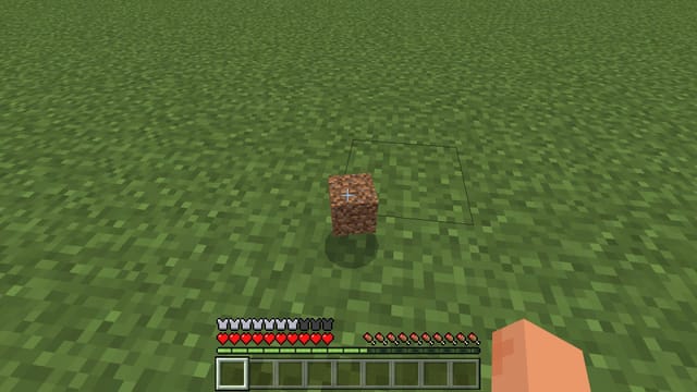 How to drop items in Minecraft