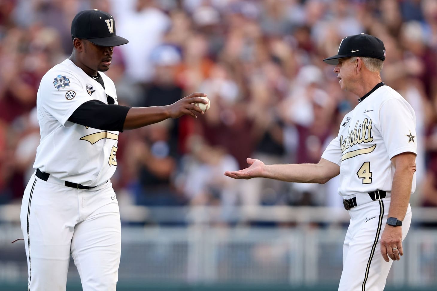 Who is the highest paid baseball coach? Salary structure, contract ...
