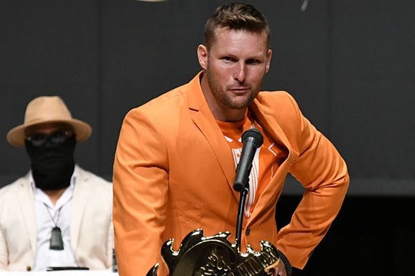 "Even when you got fuc*ing Sasha Banks money" - Bullet Club member ...