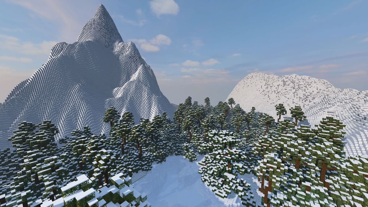 Minecraft player creates enormous snowy mountain base