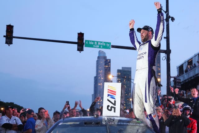 "This was the first time I watched NASCAR in years" - Fans elated as ...
