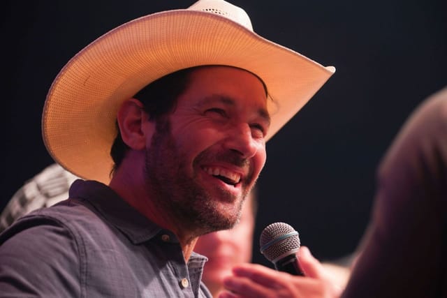 "Swiftie Paul Rudd is canon": Fans gush over Marvel star's cameo in ...