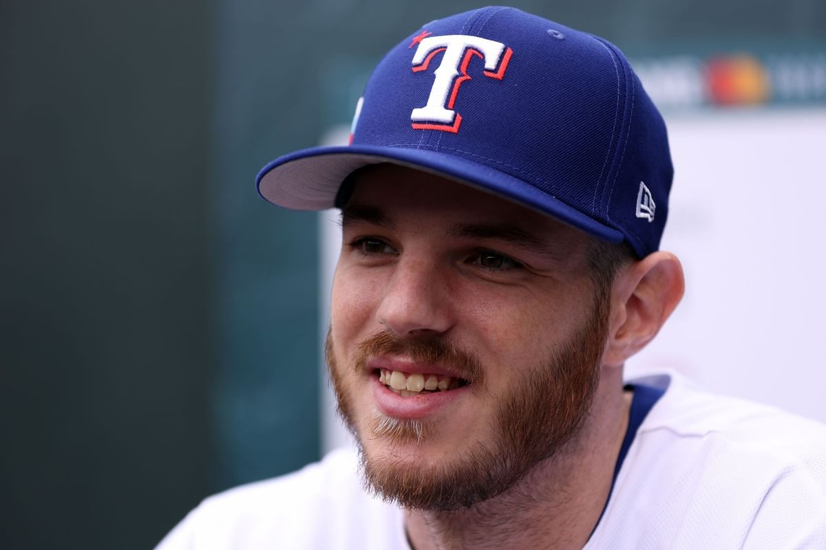 Texas Rangers fans amazed by catcher Jonah Heim’s exceptional pitch ...