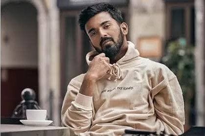 5 stylish bearded cricketers and what they look like without beards