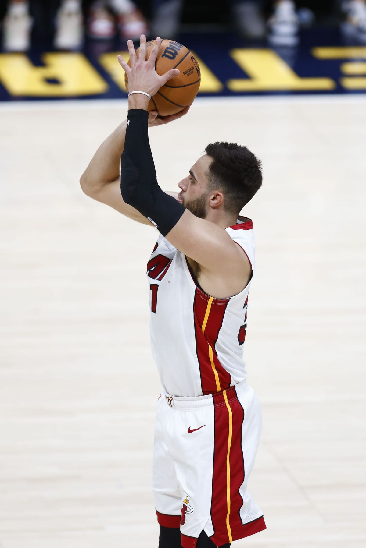 What is Max Strus’ Net Worth as of 2023? | Explore Net Worth, Salary ...