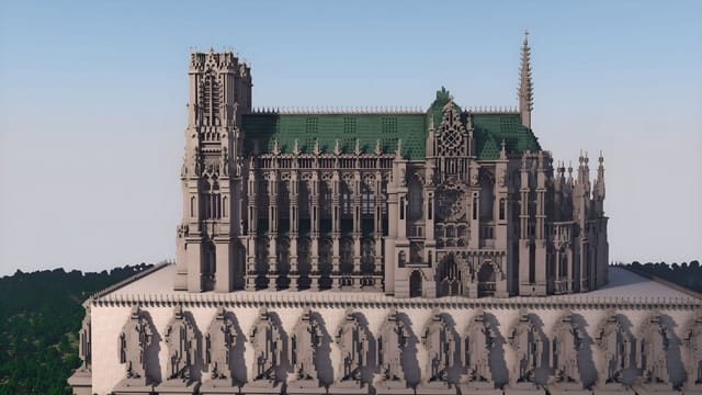 7 best Minecraft cathedral builds