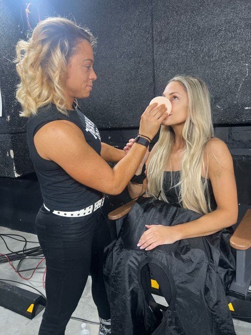 Recently drafted WWE Superstar helps Trish Stratus get ready for RAW ...