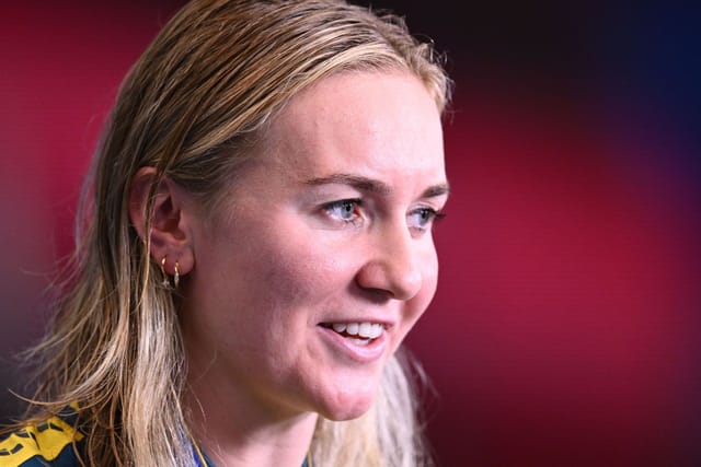 Ariarne Titmus leaves behind Katie Ledecky and Summer McIntosh to ...