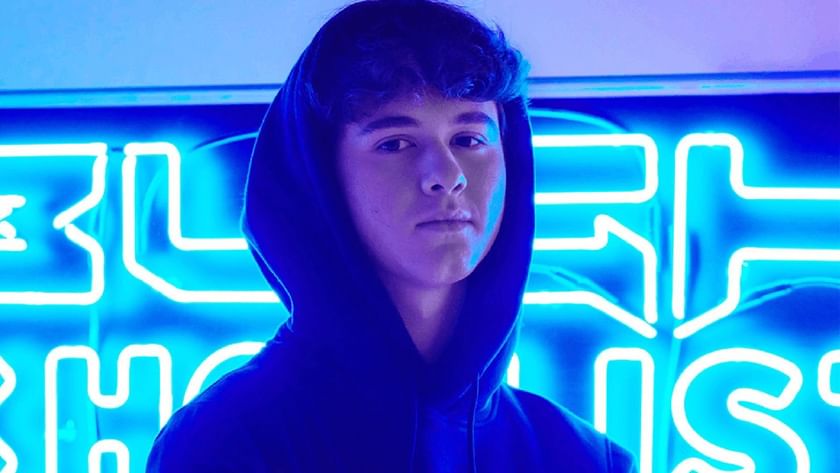 Clip of Bugha answering his mother's question in Fortnite terms goes ...