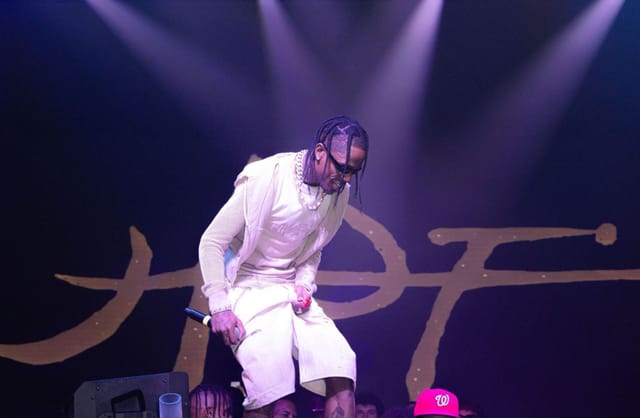 WATCH: Travis Scott fans celebrate UTOPIA launch at the Pyramids in ...