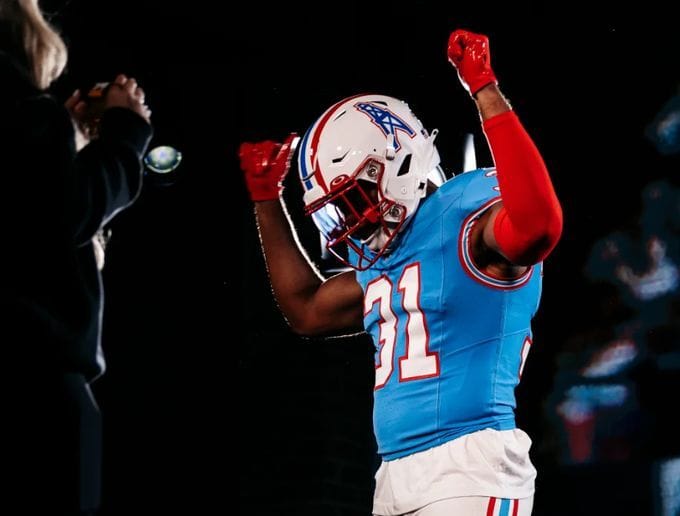 Tennessee Titans' throwback Houston Oilers uniforms reveal has NFL fans ...