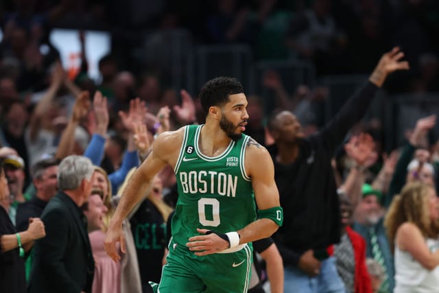 Watch - Drake brings out Celtics superstar Jayson Tatum for his show in ...