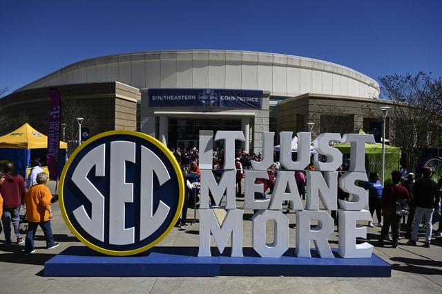 With Pac-12 media days shifted to Las Vegas, where is the FBS ...