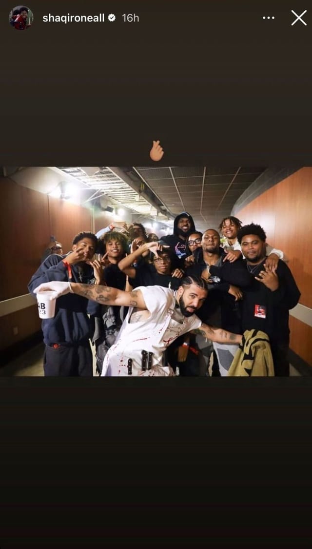 4X NBA champion Shaquille O'Neal's son Shaqir and his entire crew poses ...