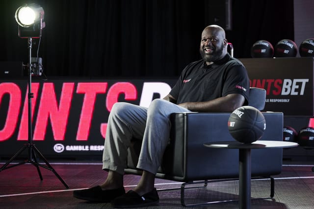 “I'll give them a $200 tip“ - 320 pounds Shaquille O'Neal reveals his ...