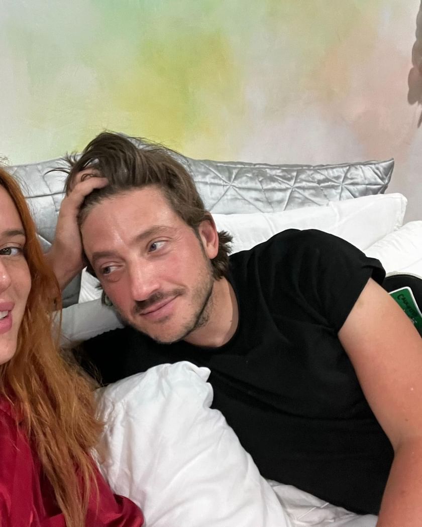 Who is Bella Thorne Dating?