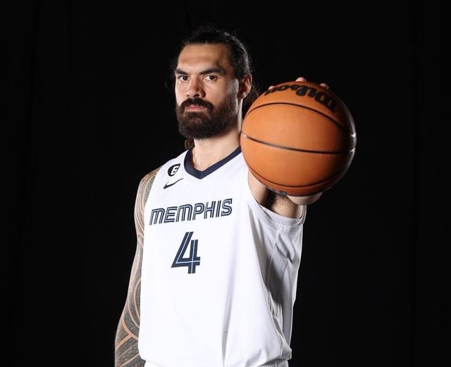 Which Country Does Steven Adams Play For?