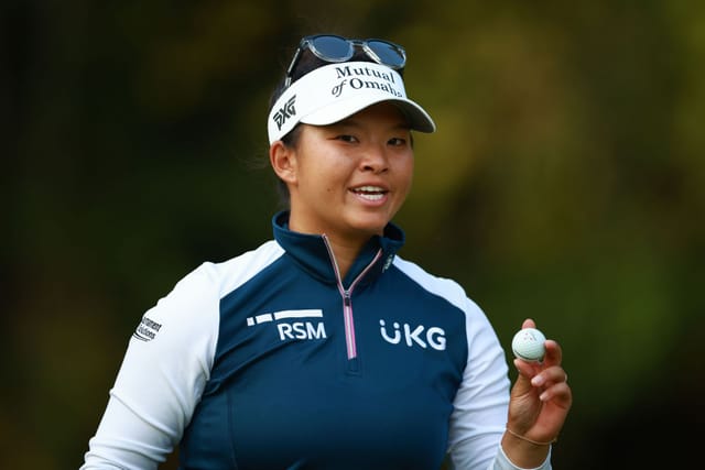 Megan Khang takes commanding 3-shot lead, closing in on her first LPGA ...