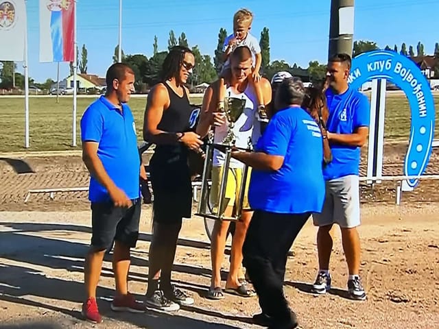 Nikola Jokic: In Photos: Aaron Gordon joins Nikola Jokic to watch horse ...