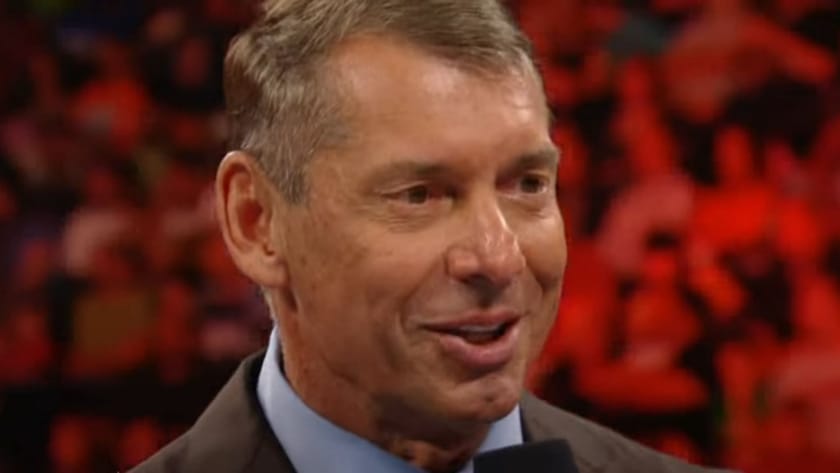 Current WWE star on Vince McMahon giving him a standing ovation after ...